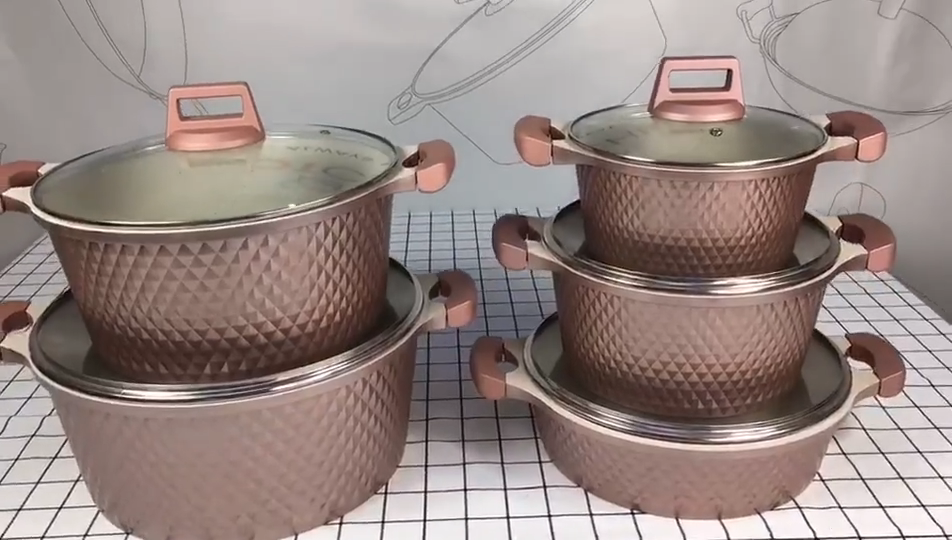 Aluminium crystal style non stick cookware set | Utensil Manufacturers