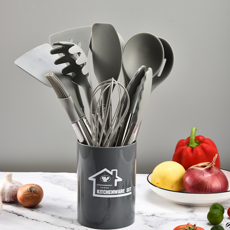 Coated stainless steel utensils with handles | Utensil Manufacturers